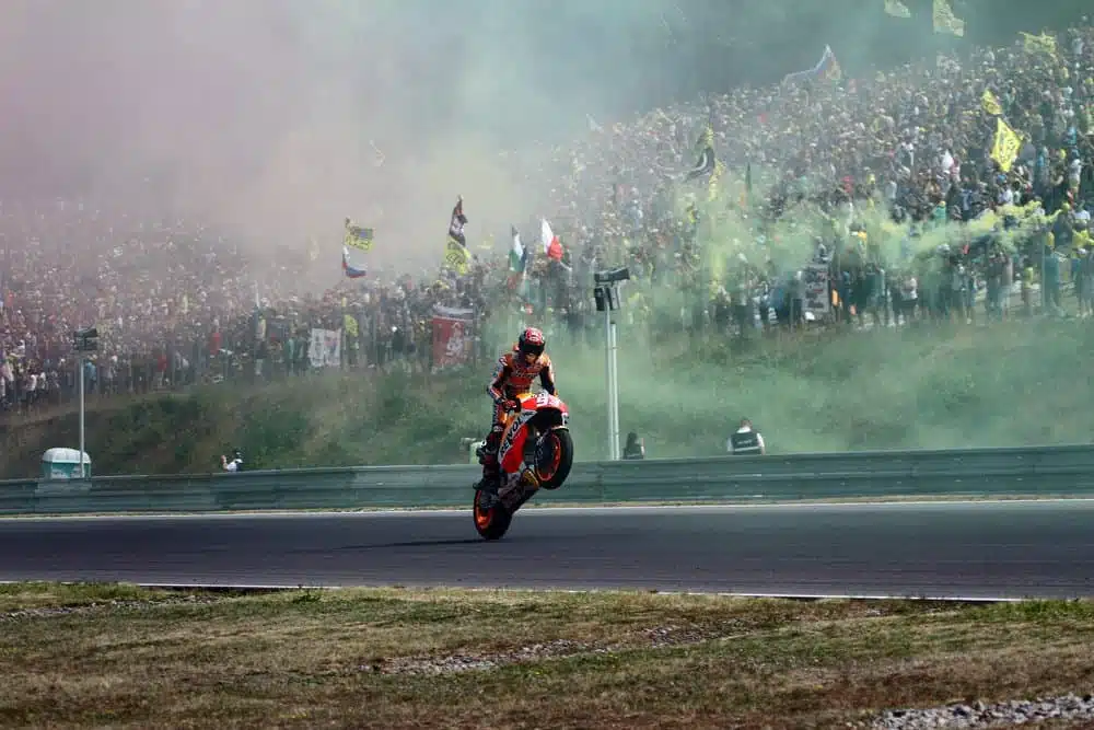 10 Fatos Interessantes de Moto de Corrida Para Amantes de Velocidade